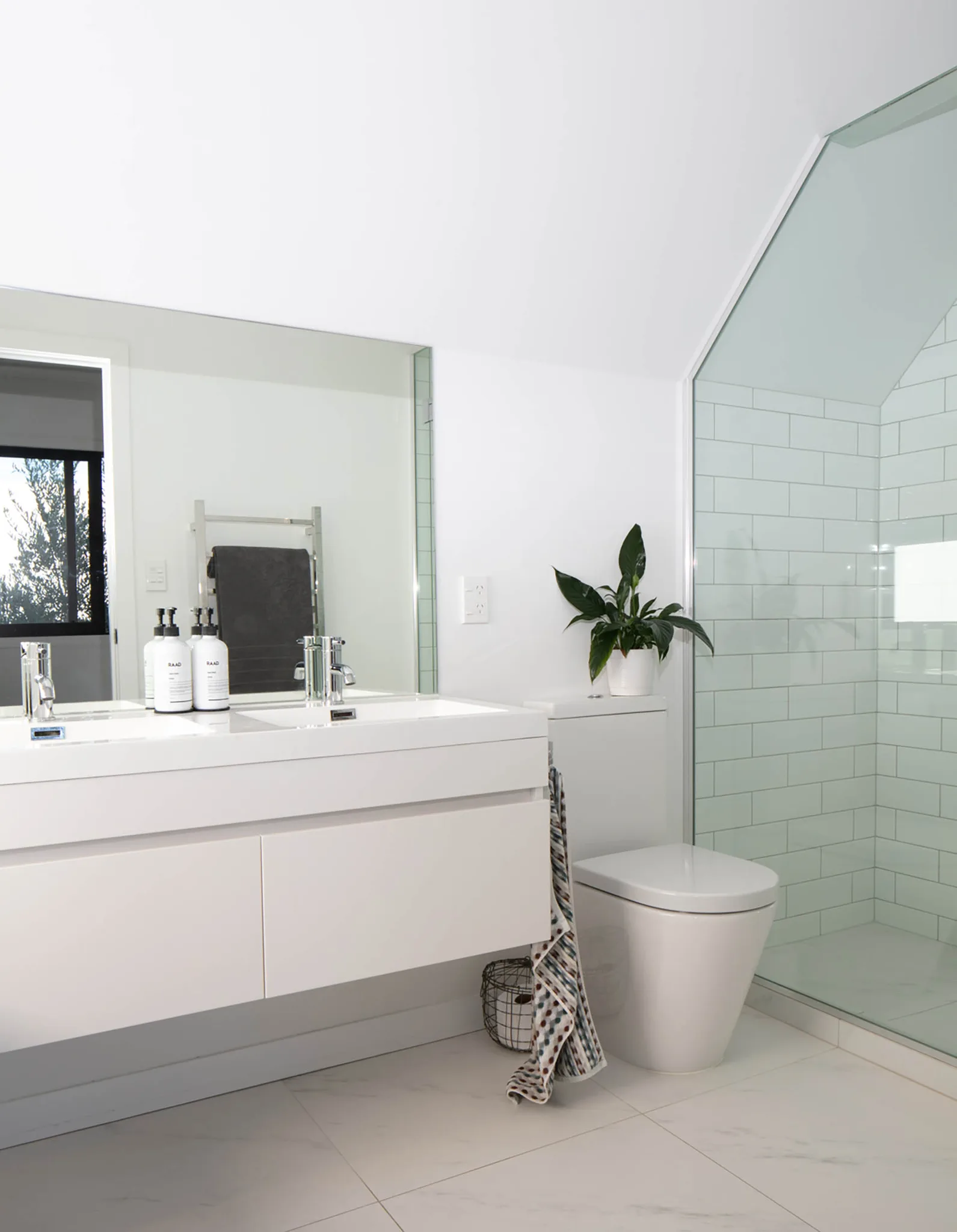 See inside this beautifully renovated state house in Auckland - Your ...