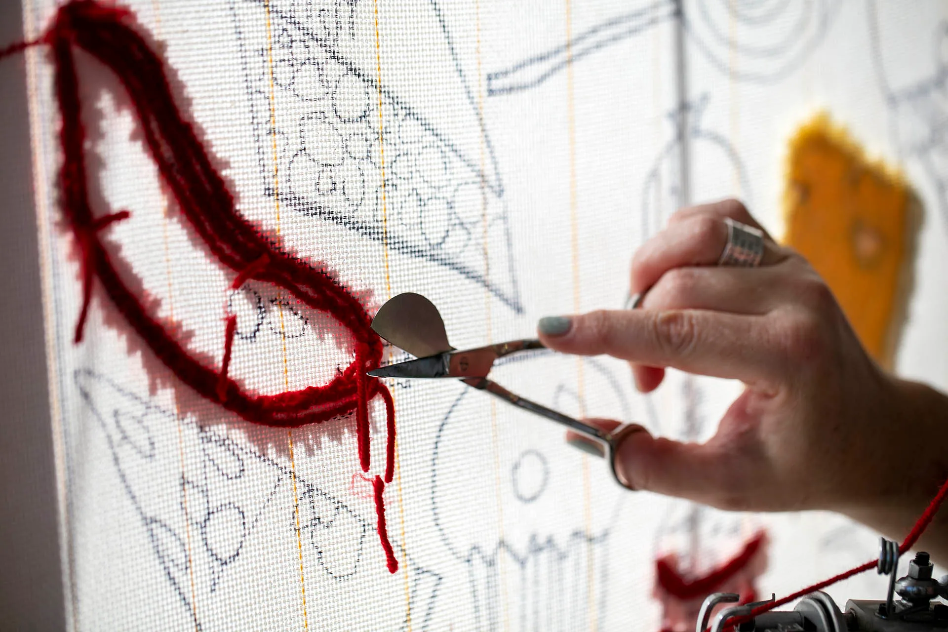 How artist Emma Crawley creates her charmingly cheeky tufted rugs ...