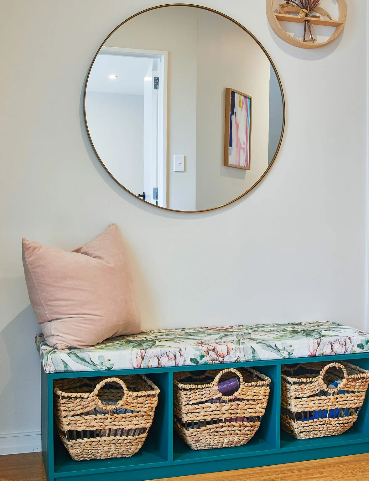 The fourth Resene Small Room Awards finalist creates a cosy hallway ...
