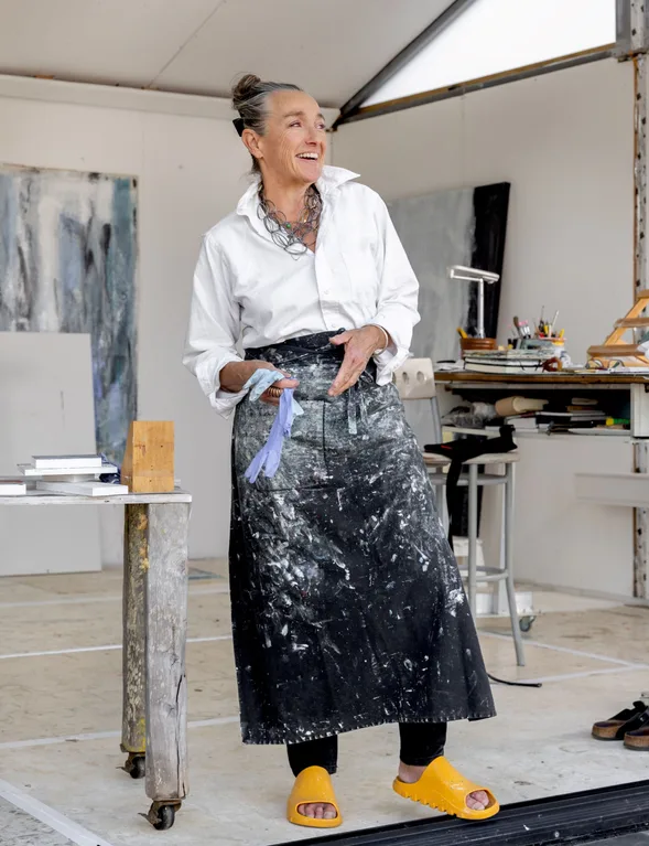 Tour the Waiheke Island house and studio of Claude and Gabriella Lewenz