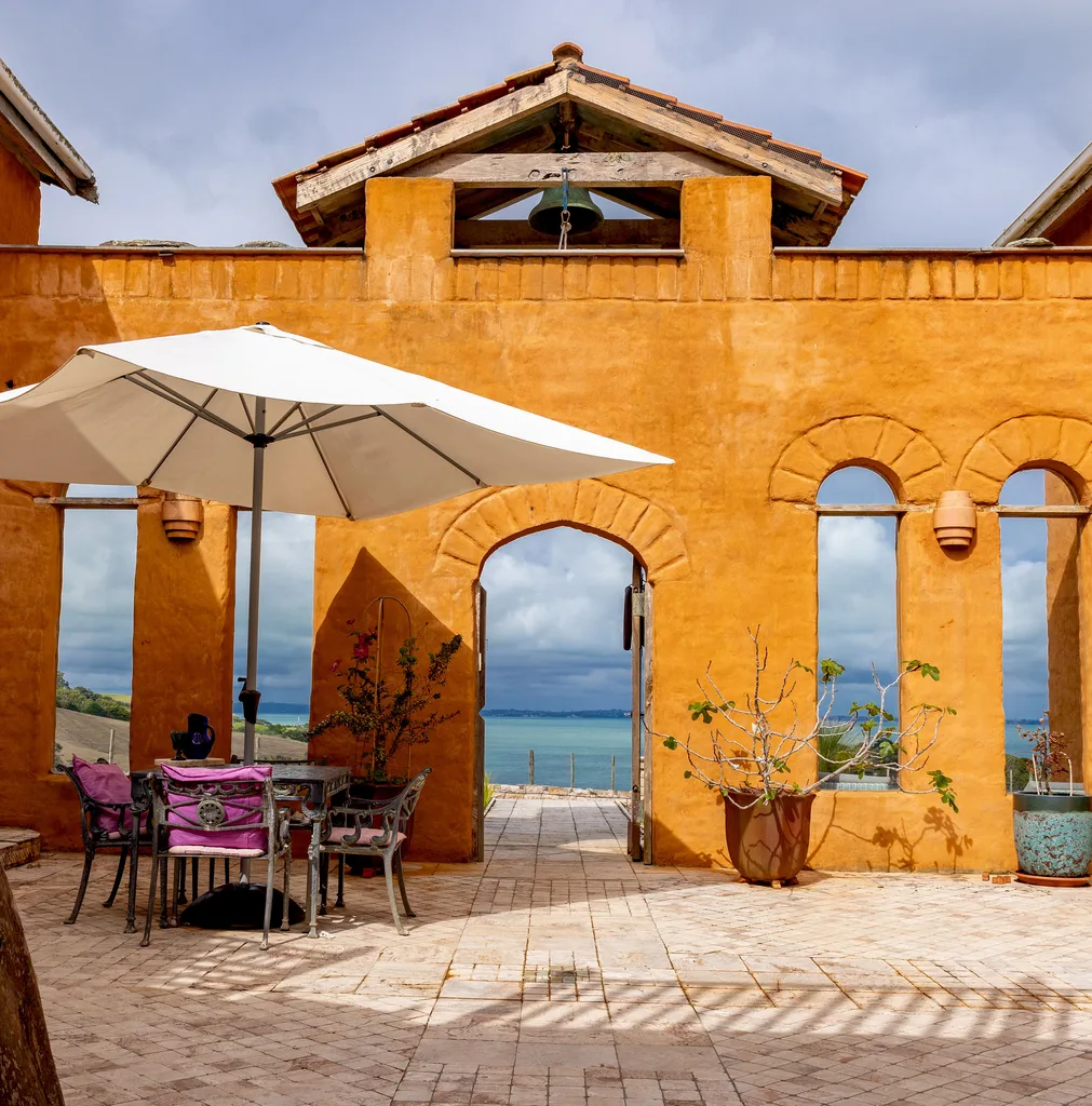 Tour the Waiheke Island house and studio of Claude and Gabriella Lewenz