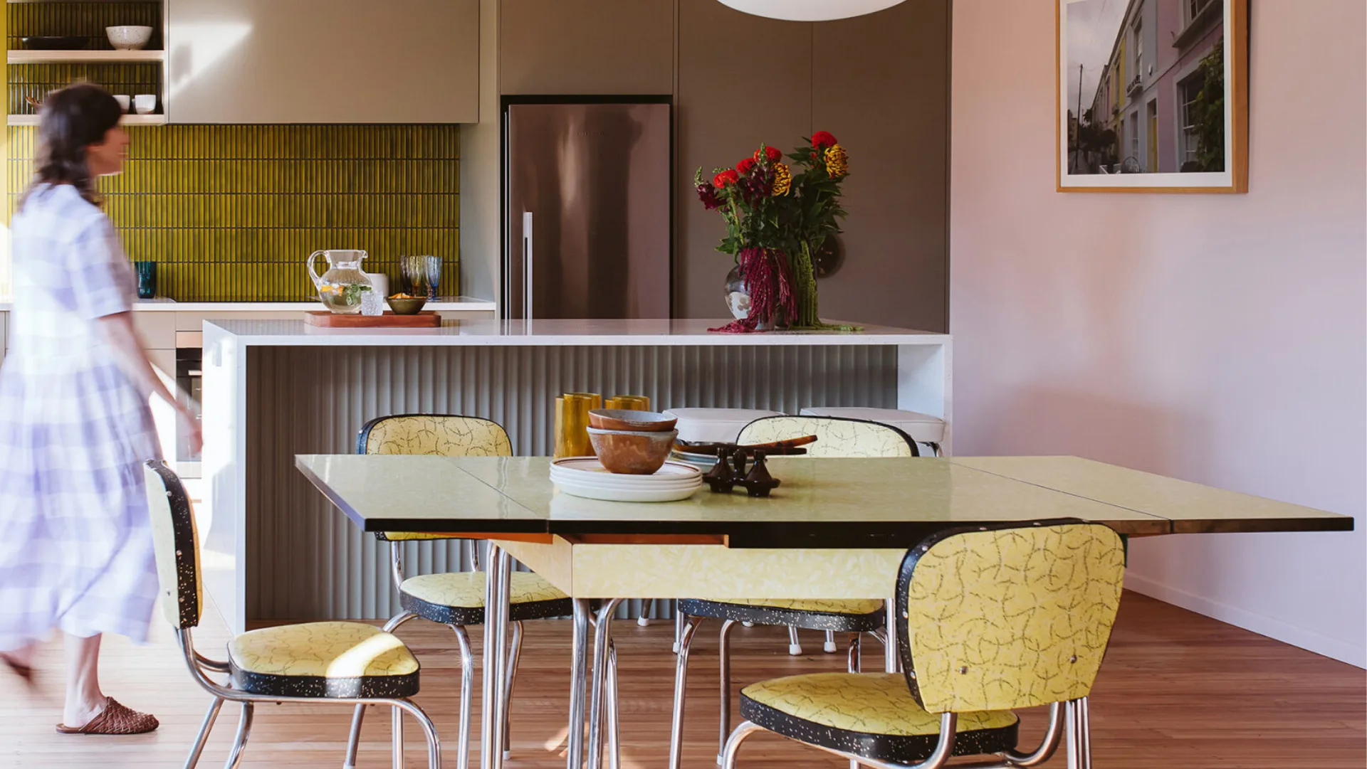 Alex Walls creates a coastal inspired lounge just in time for summer