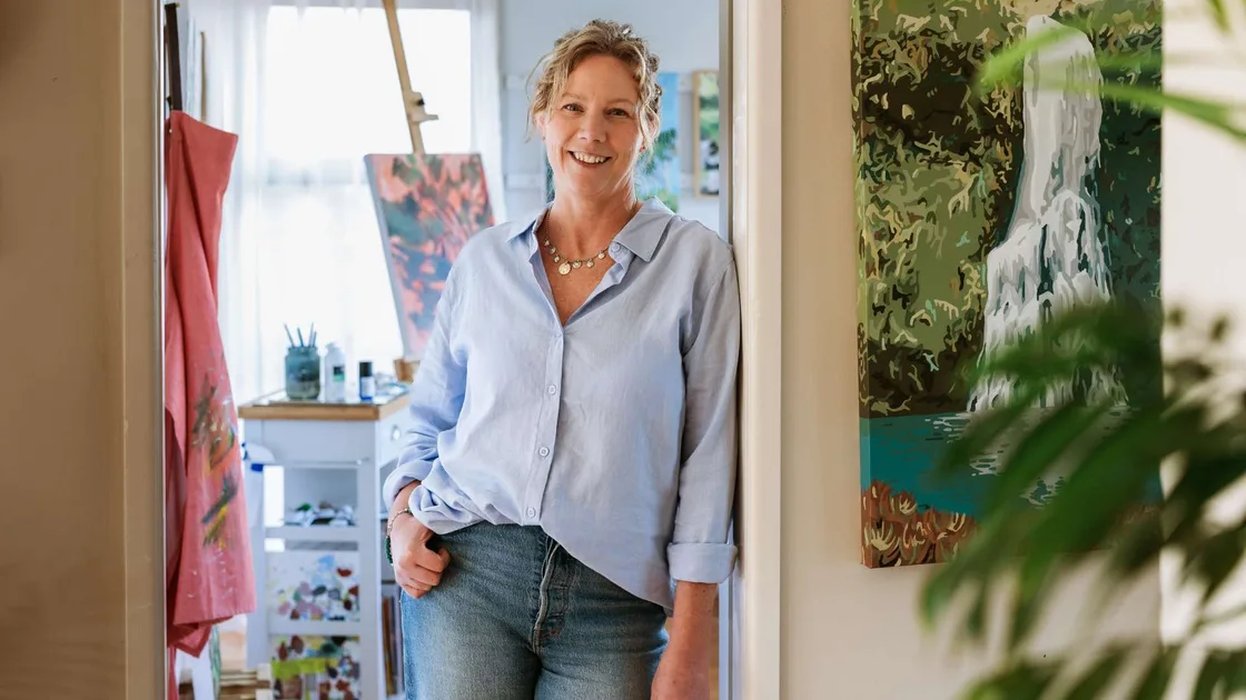 How artist Tracey Finch draws inspiration from hot Kiwi summers