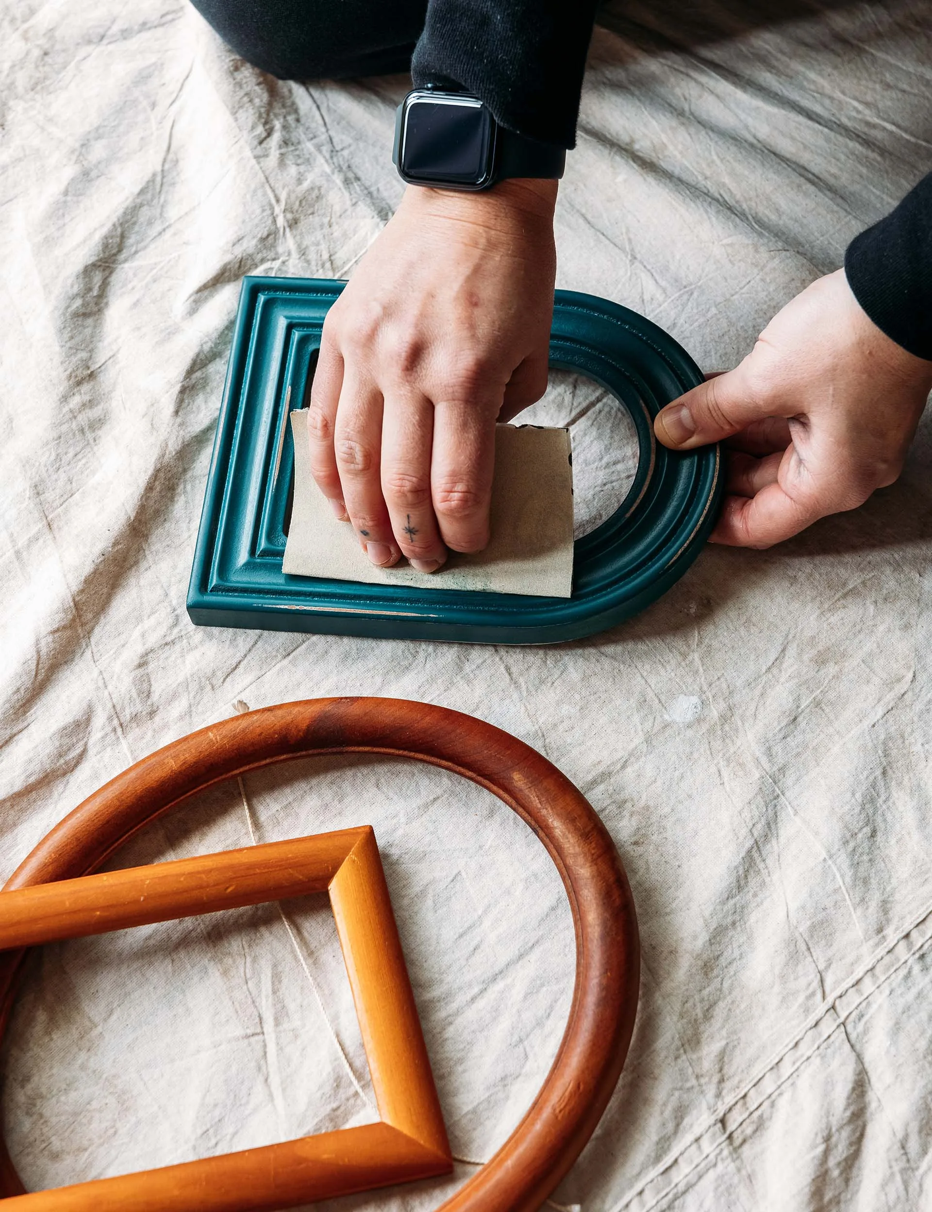 DIY: How to upcycle old photo frames - Your Home and Garden NZ