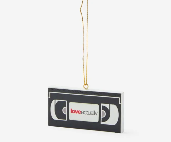 15 Typo ornaments to add personality to your Xmas tree