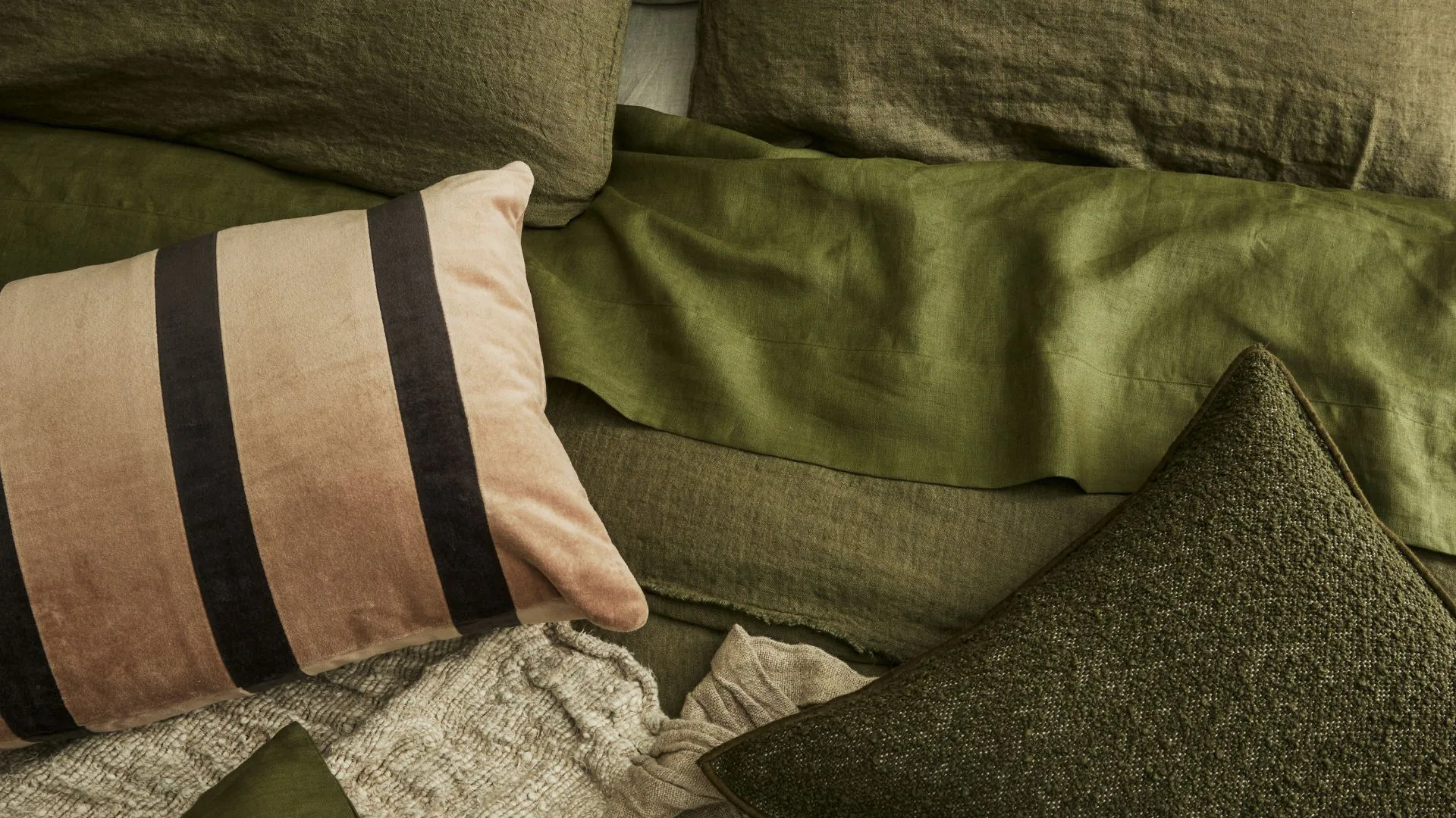 Shop the best sheet sets & bed sheets NZ for a blissful sleep