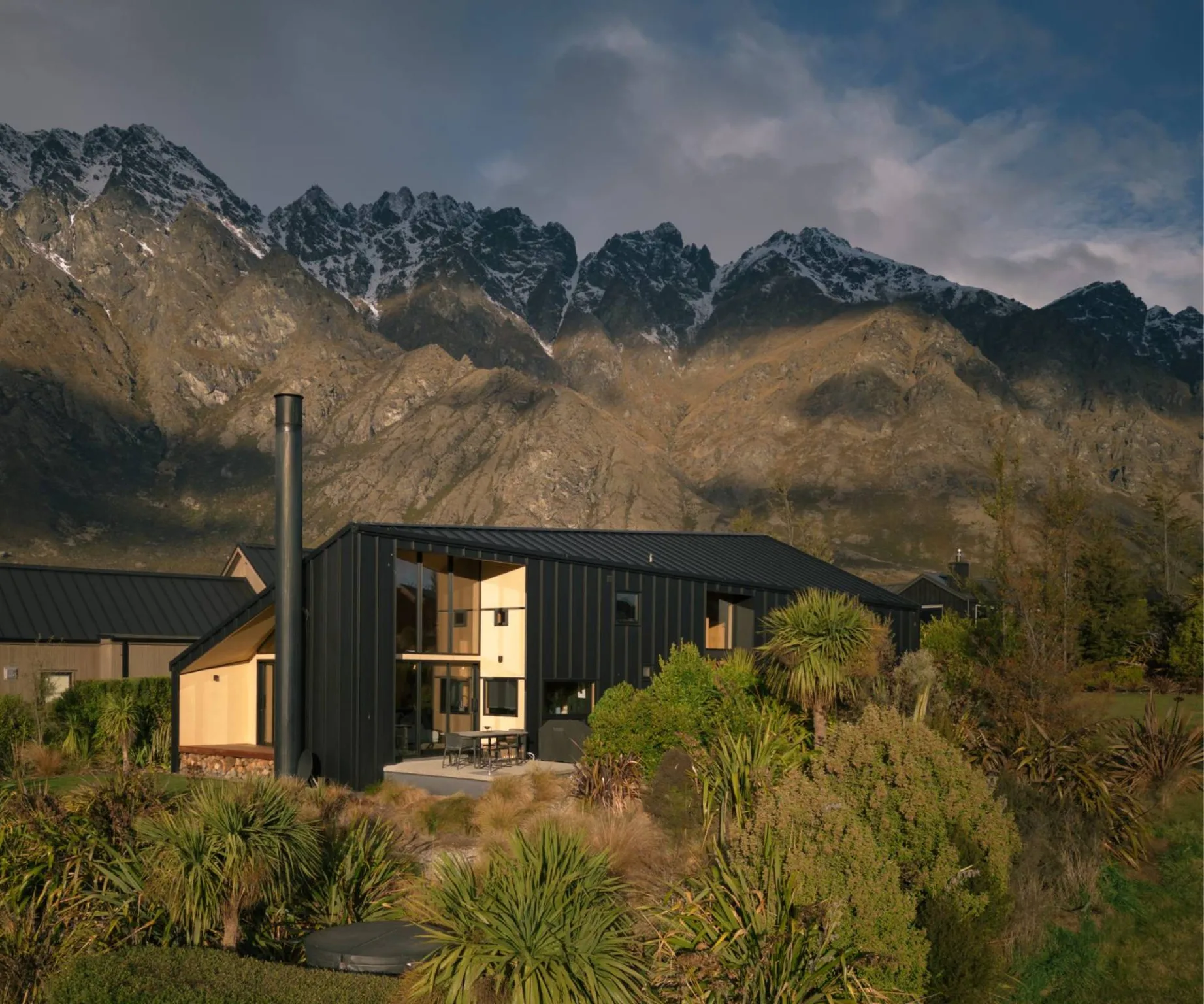 The very best Queenstown homes, currently on the market.