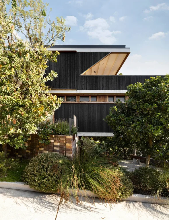 Coastal garden design at a New South Wales holiday home