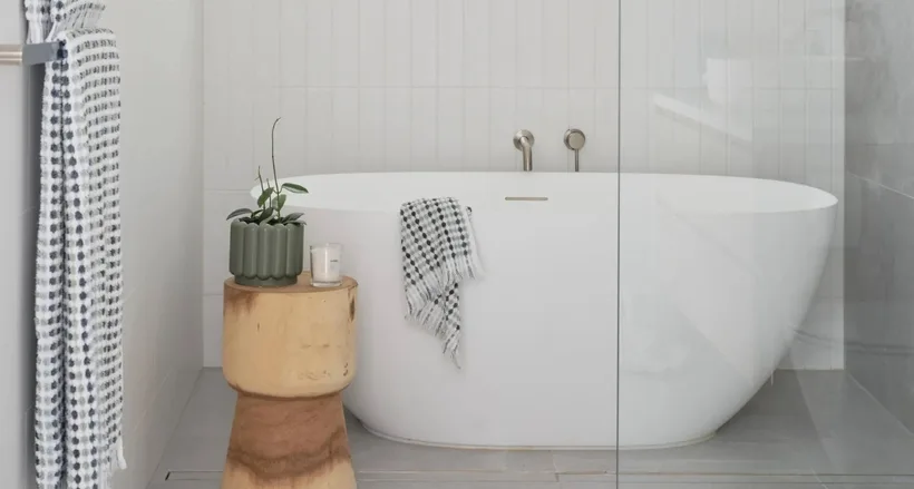 9 bathroom cleaning mistakes everyone makes
