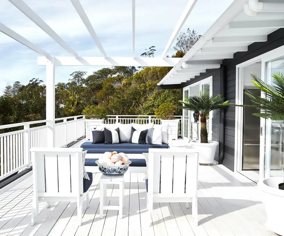 Designer’s All-White Beach House in Whale Beach