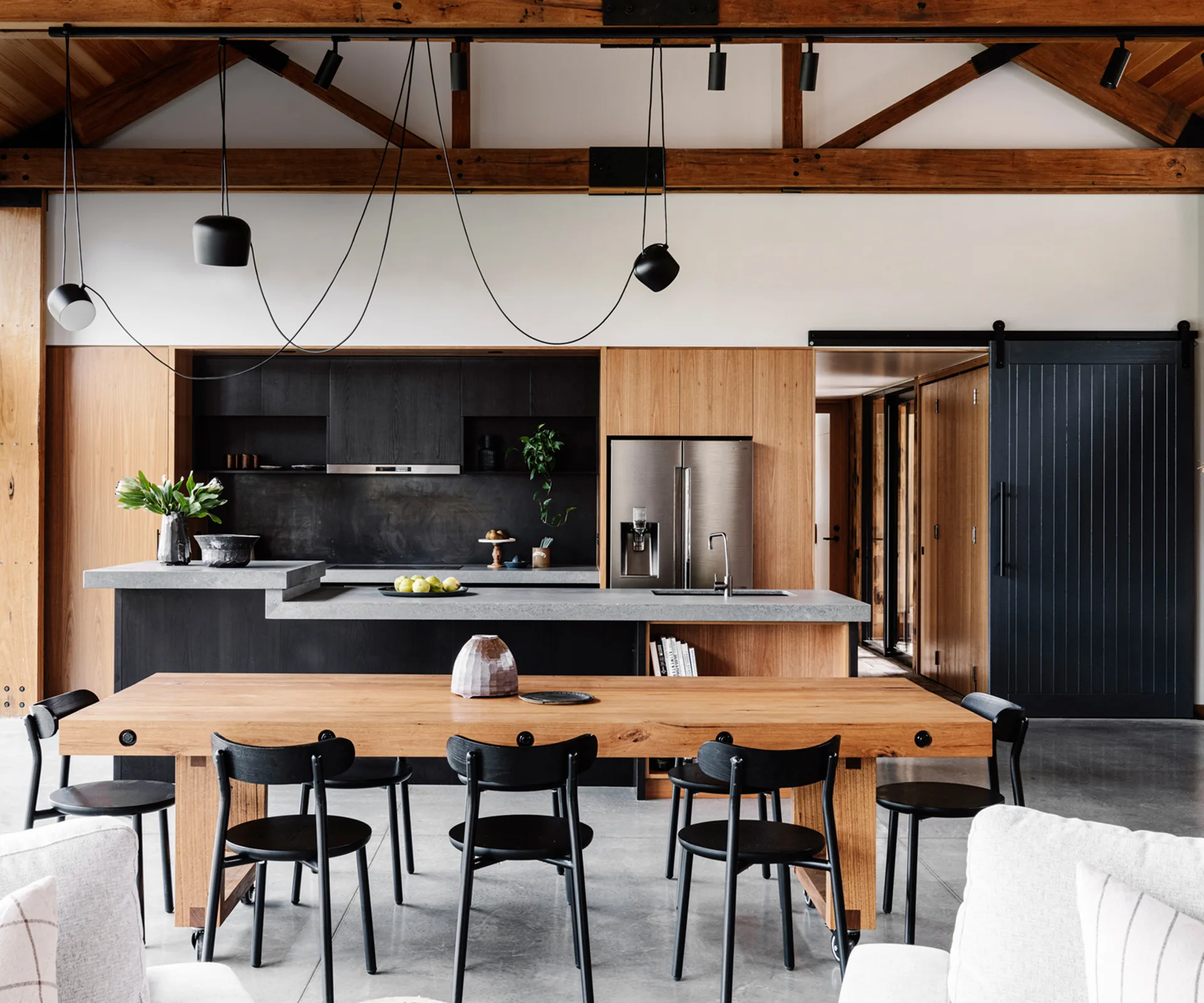 A modern barn house with spectacular views in rural Victoria