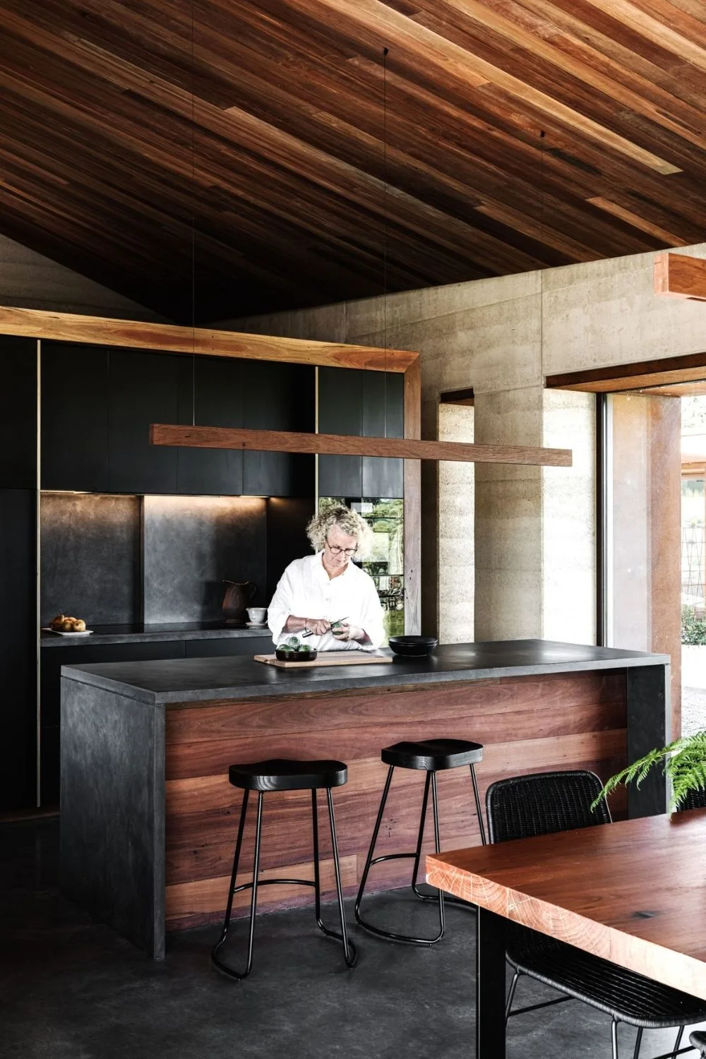 7 popular kitchen benchtop materials compared (with pricing)