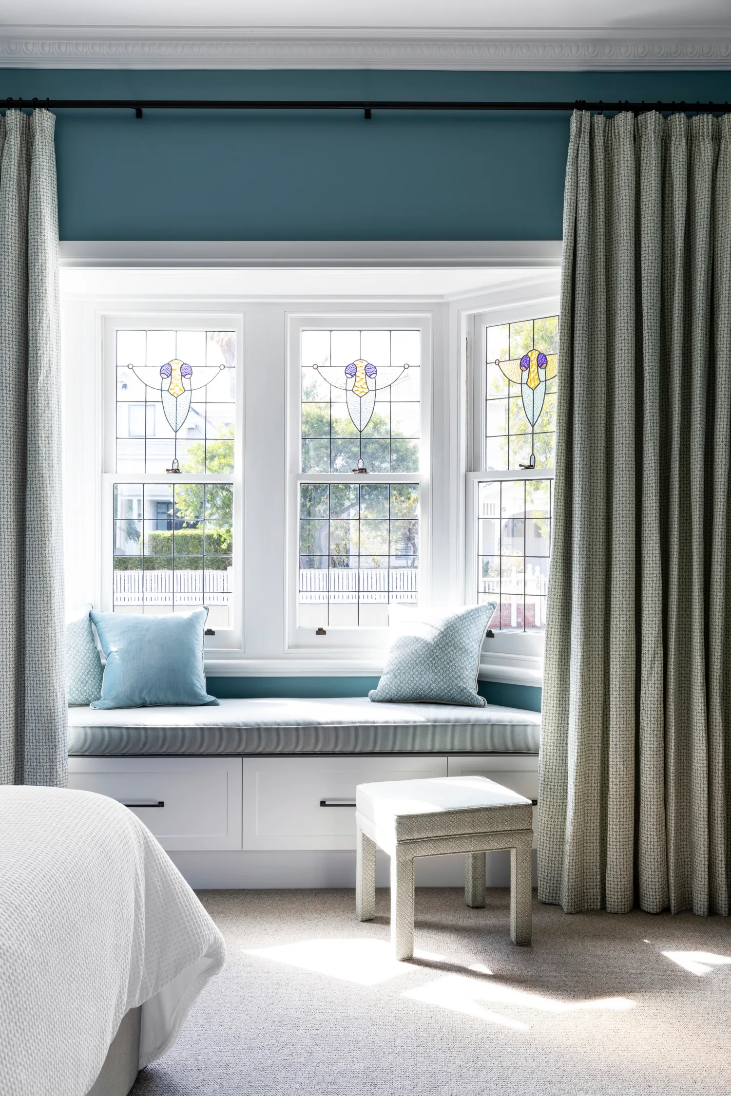 17 homes with window seats you’ll want to escape to