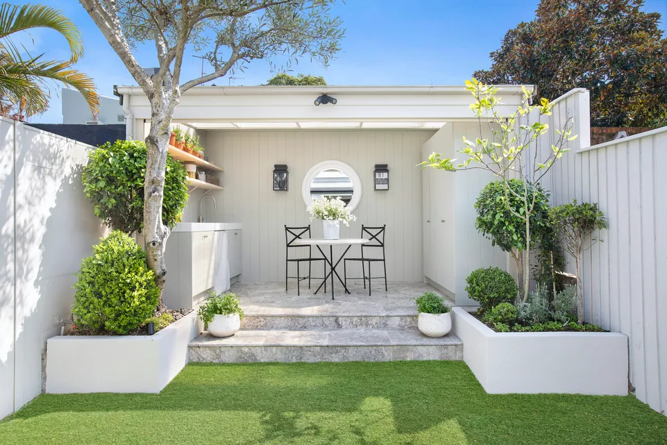 Outdoor Renovation: A Multi-Purpose Alfresco Area