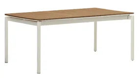 Extendable Outdoor Dining Tables for Any Party Size