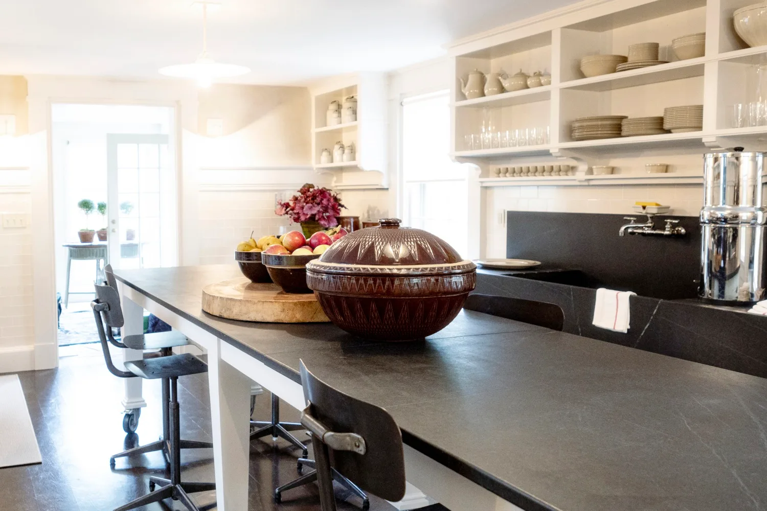 See inside Martha Stewart's cosy Bedford farmhouse | Home Beautiful