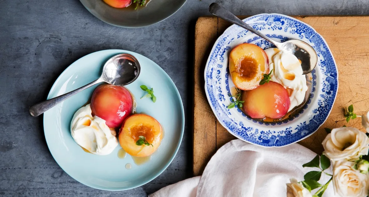 Pimm's Blushing Peaches Cocktail Recipe | Home Beautiful