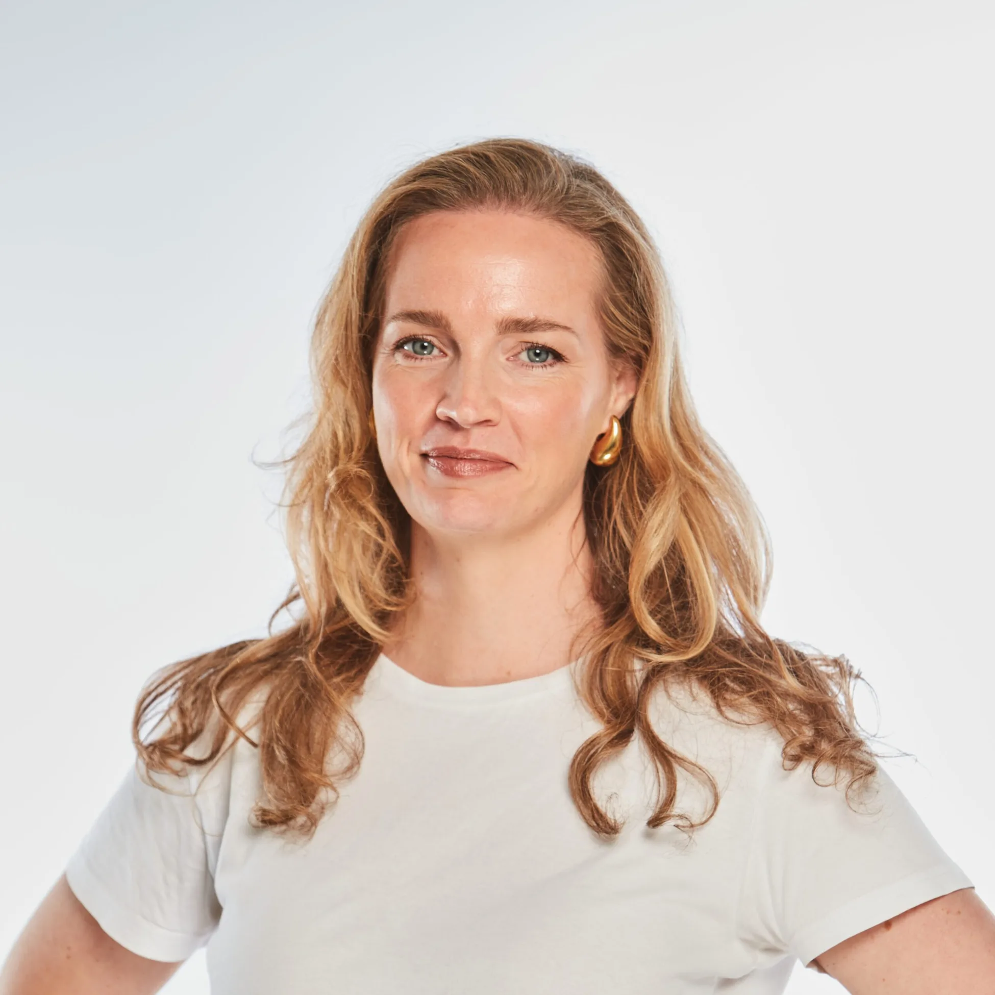 An light-filled ensuite renovation transforms an outdated bathroom ...