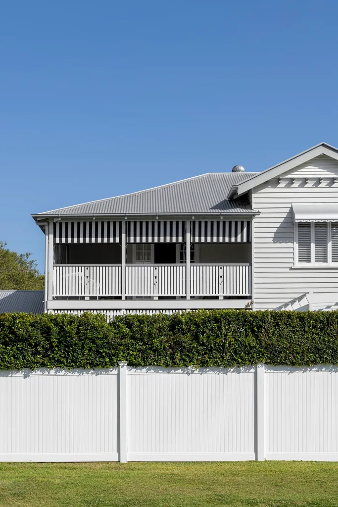 1920s Brisbane Cottage Gets a Vibrant Refresh Full of Colour