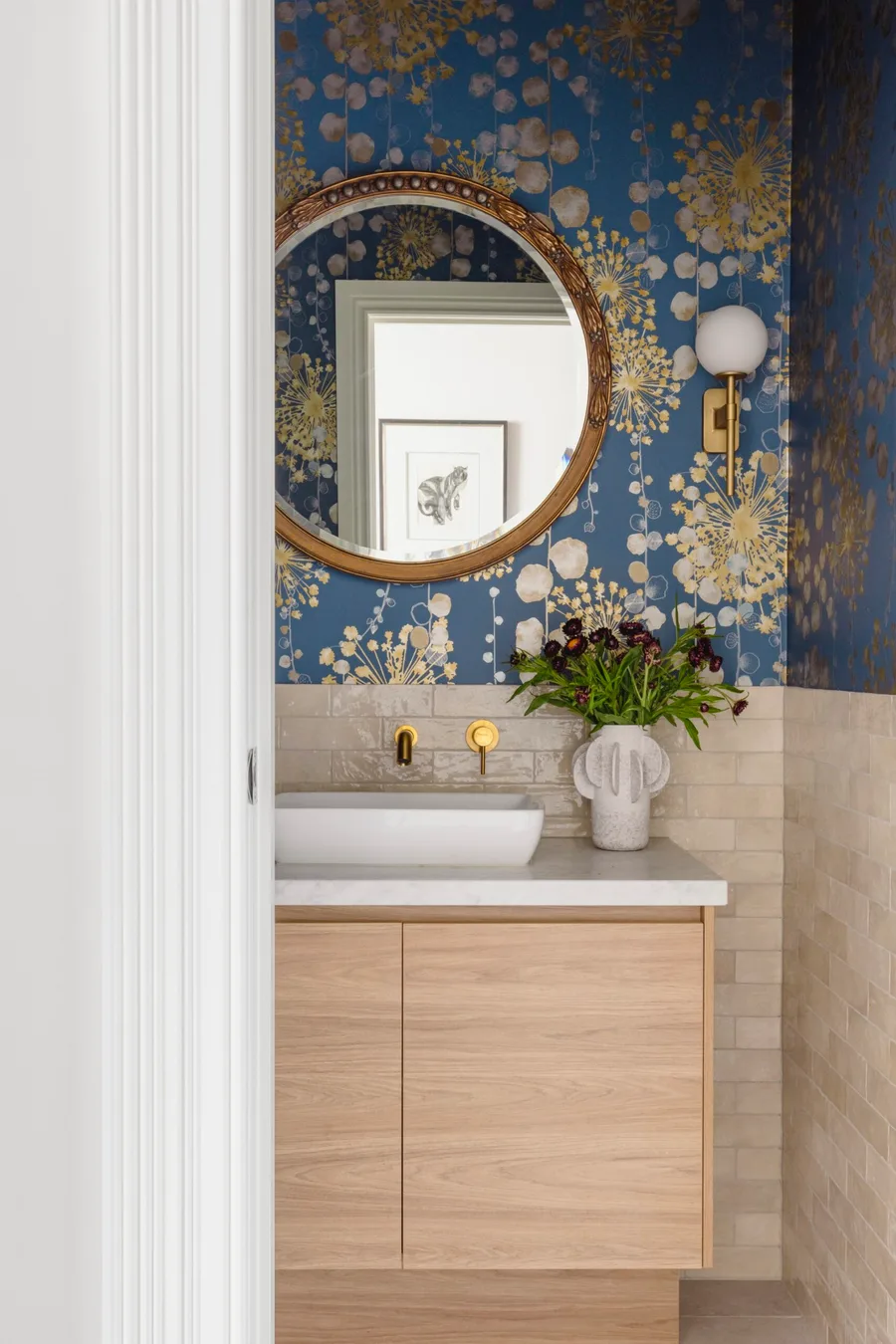 Master bathroom renovation with 12 essential design tips
