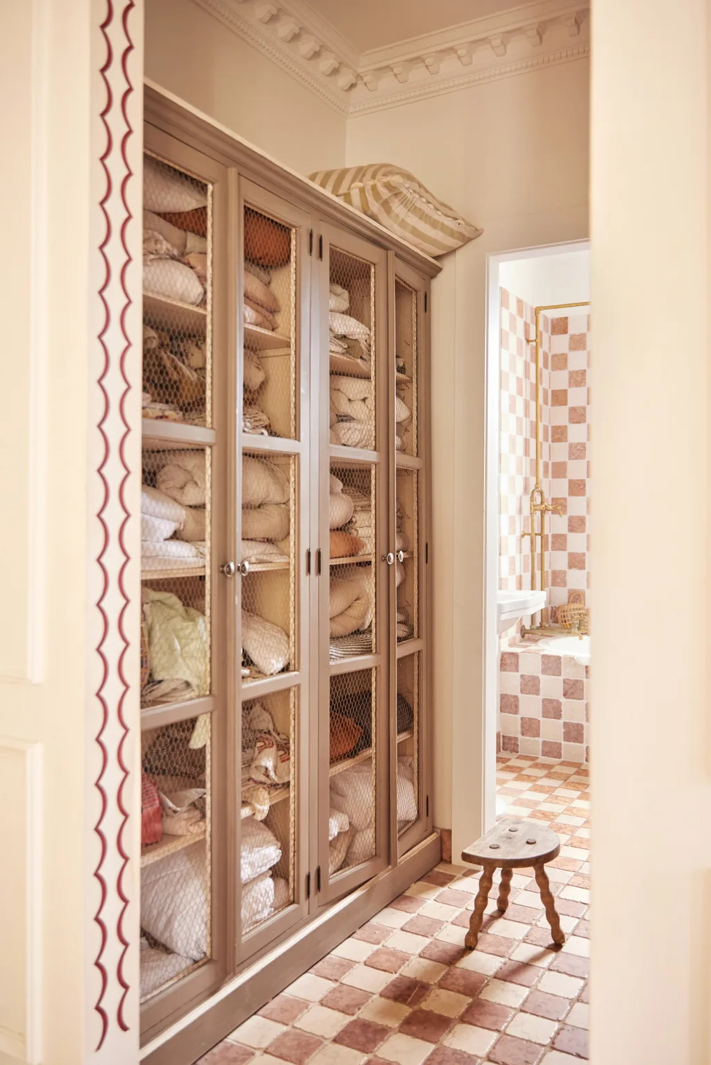 The Savvy Renovator's Guide To Bathroom Flooring | Home Beautiful