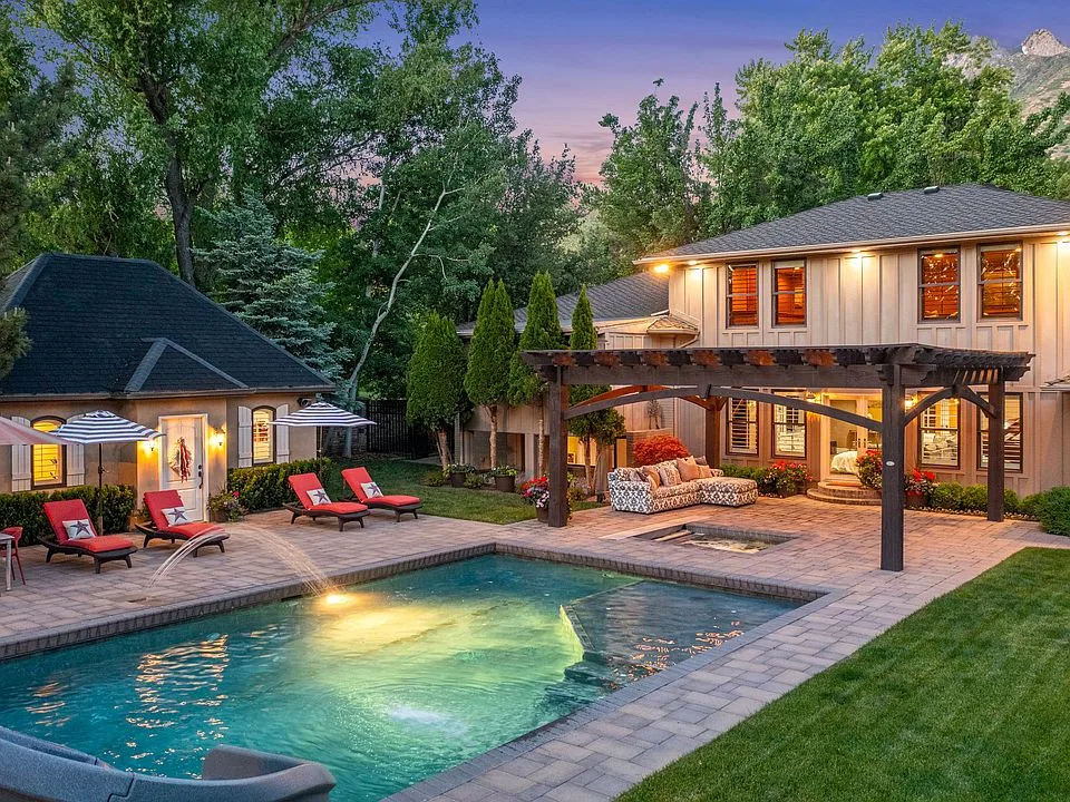 The Secret Lives Of Mormon Wives: Utah Mansion | Home Beautiful