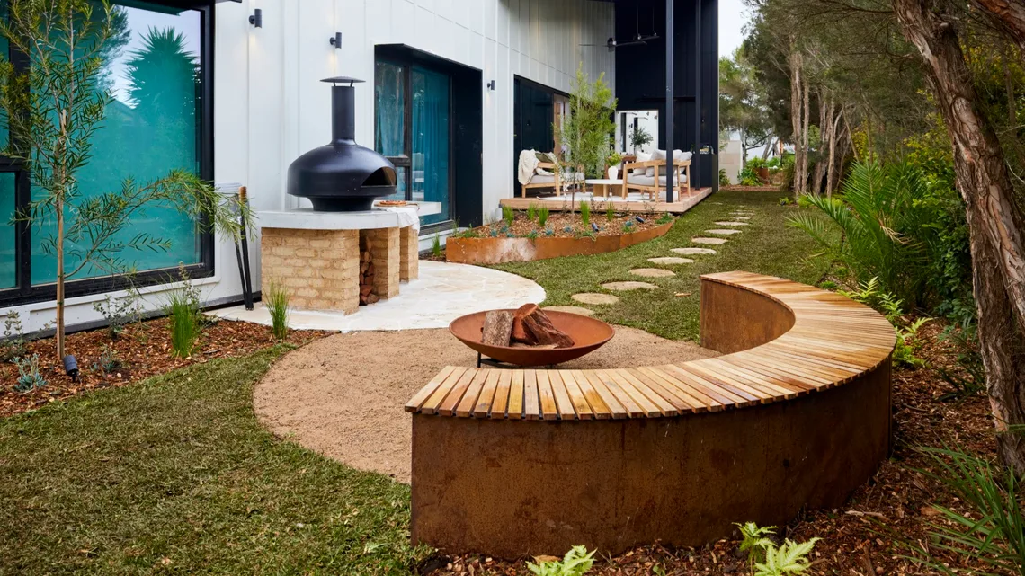 5 Ideas From The Block To Steal For Your Own Backyard | Home Beautiful