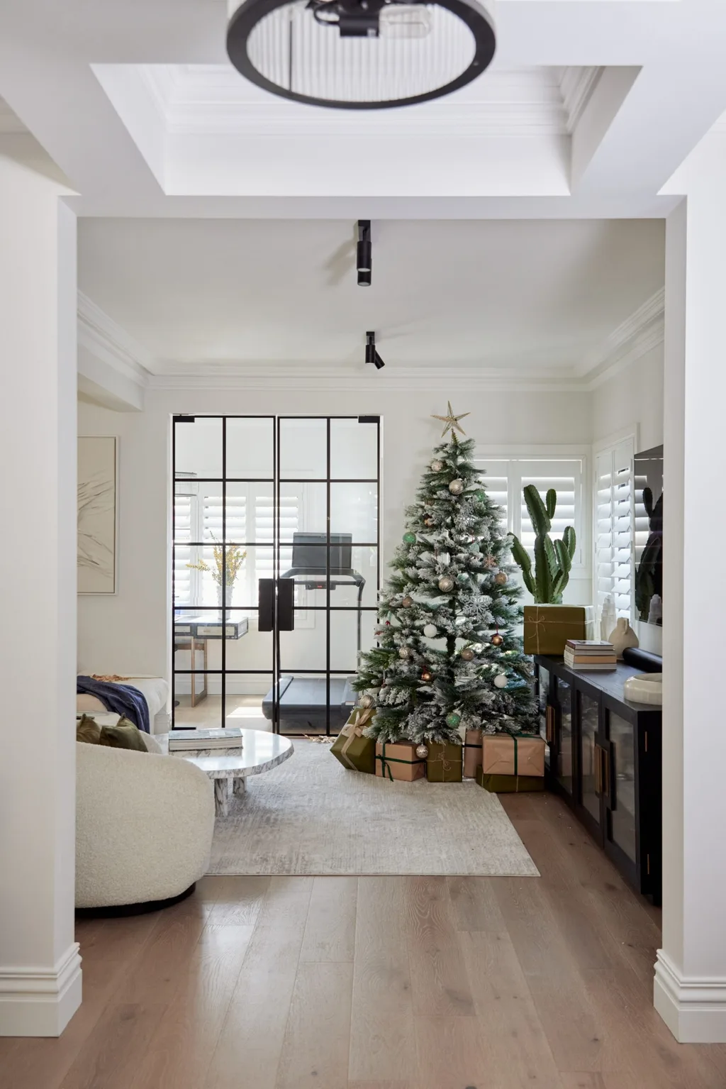 All spruced up: 12 Christmas tree decorating ideas | Home Beautiful
