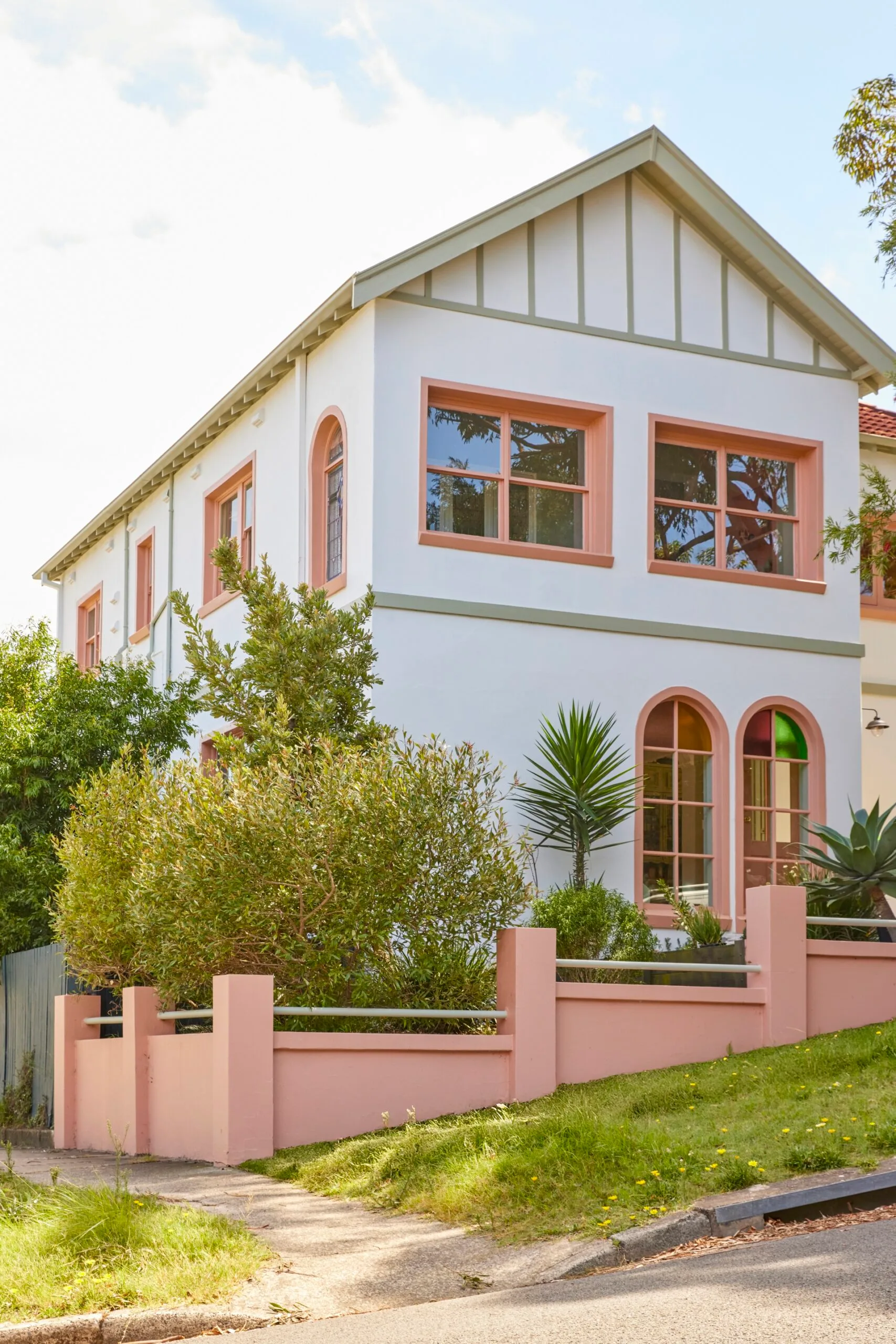 Beyond white: The exterior paint colours that are trending in 2026 ...