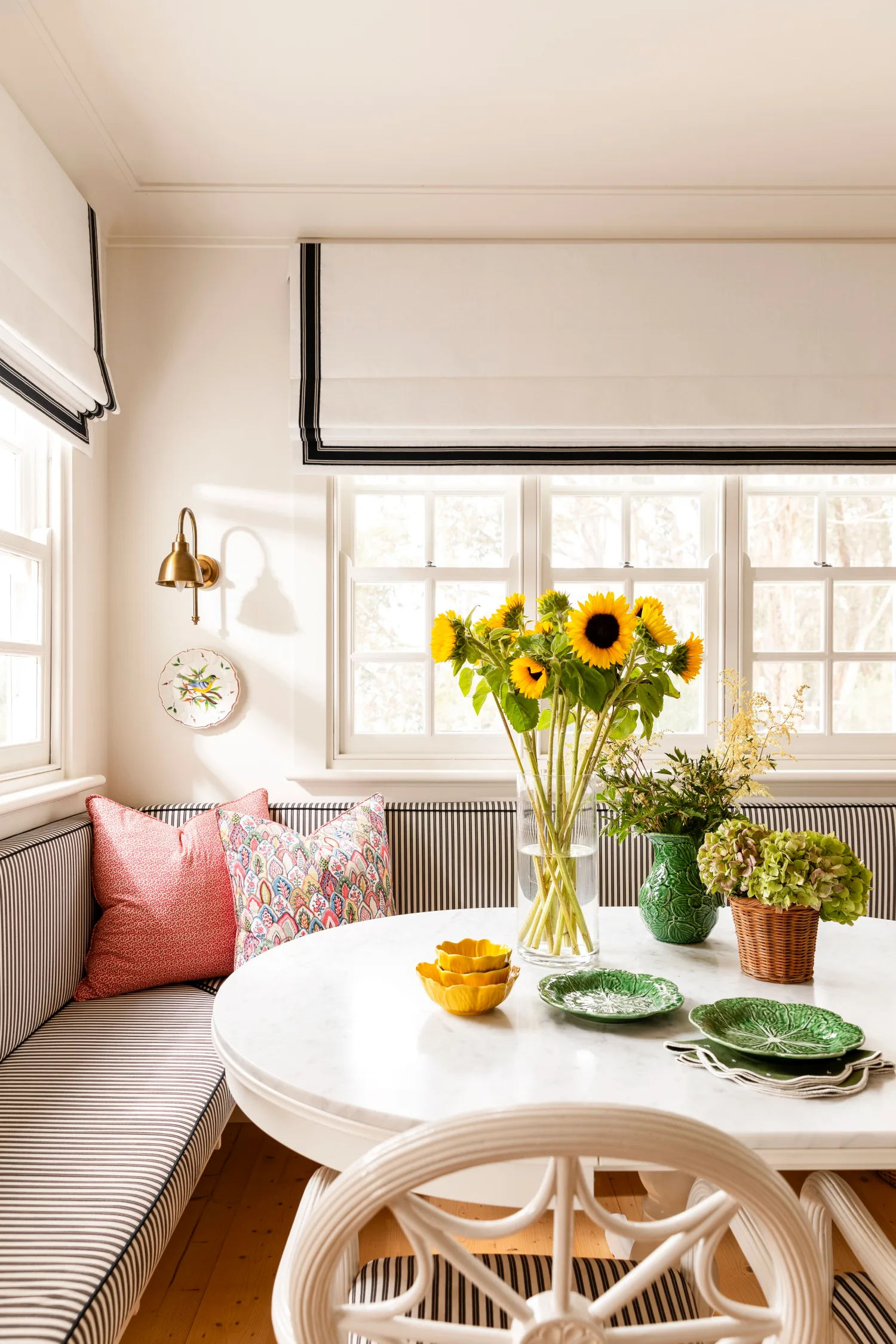 11 banquette seating ideas: from old-world charm to cosy comforts ...