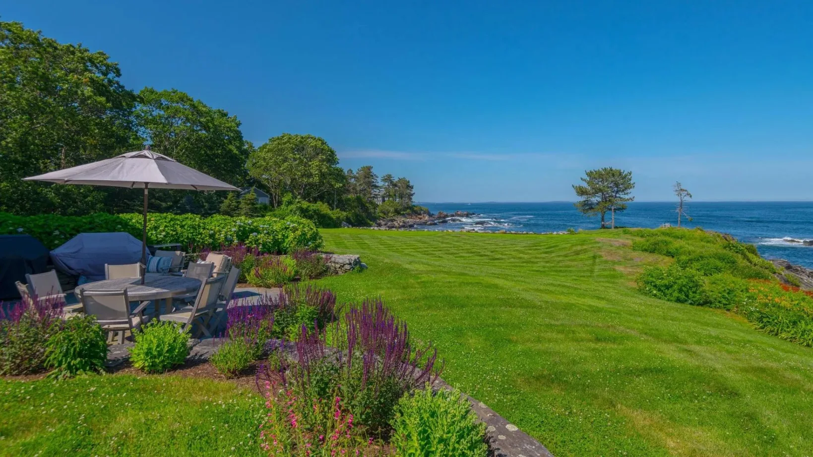 An oceanfront Maine estate once owned by Bette Davis is for sale| Home ...