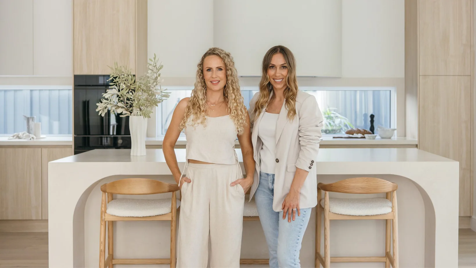 An Oak & Orange new build that will make you rethink renovating| Home ...