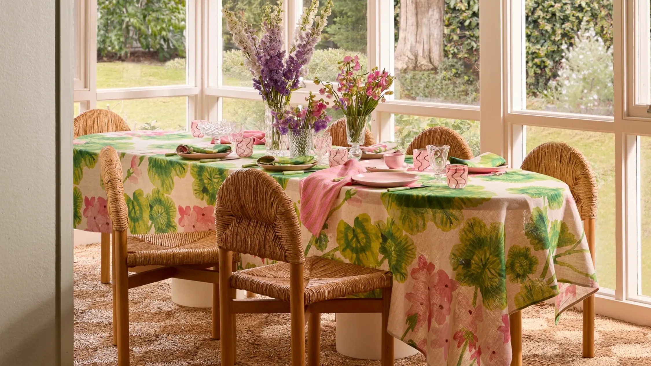 Pink vs Green: why these complimentary opposites are a wicked ...