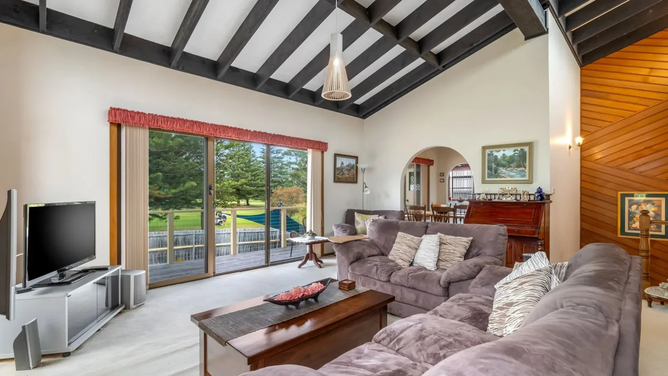 Kyal and Kara reveal Grand View renovation project in Shelley Beach ...