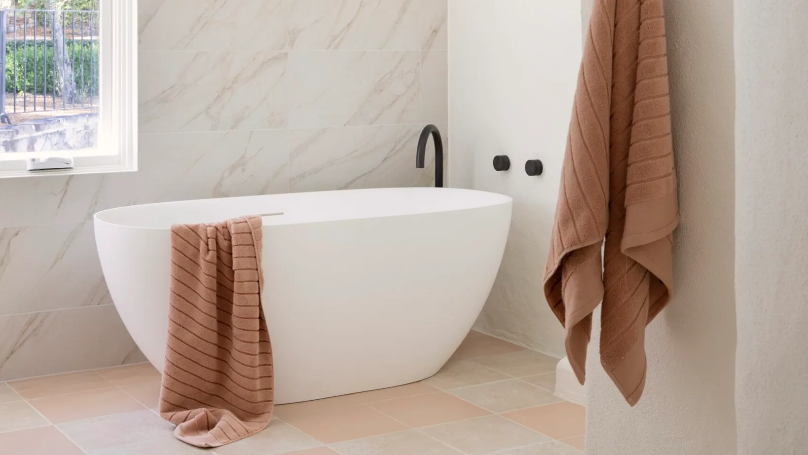 How to design a bathroom that's actually easy to clean | Home Beautiful