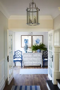 7 stylish ideas to create an inviting entryway