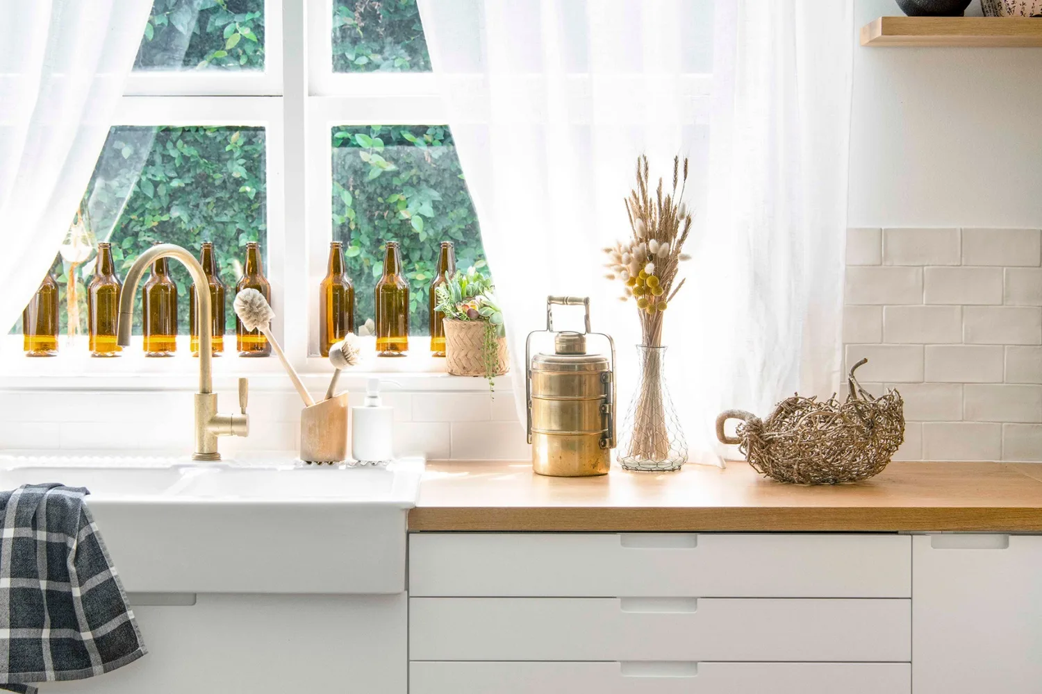 Kitchen Benchtop & Bar Ideas | Home Beautiful