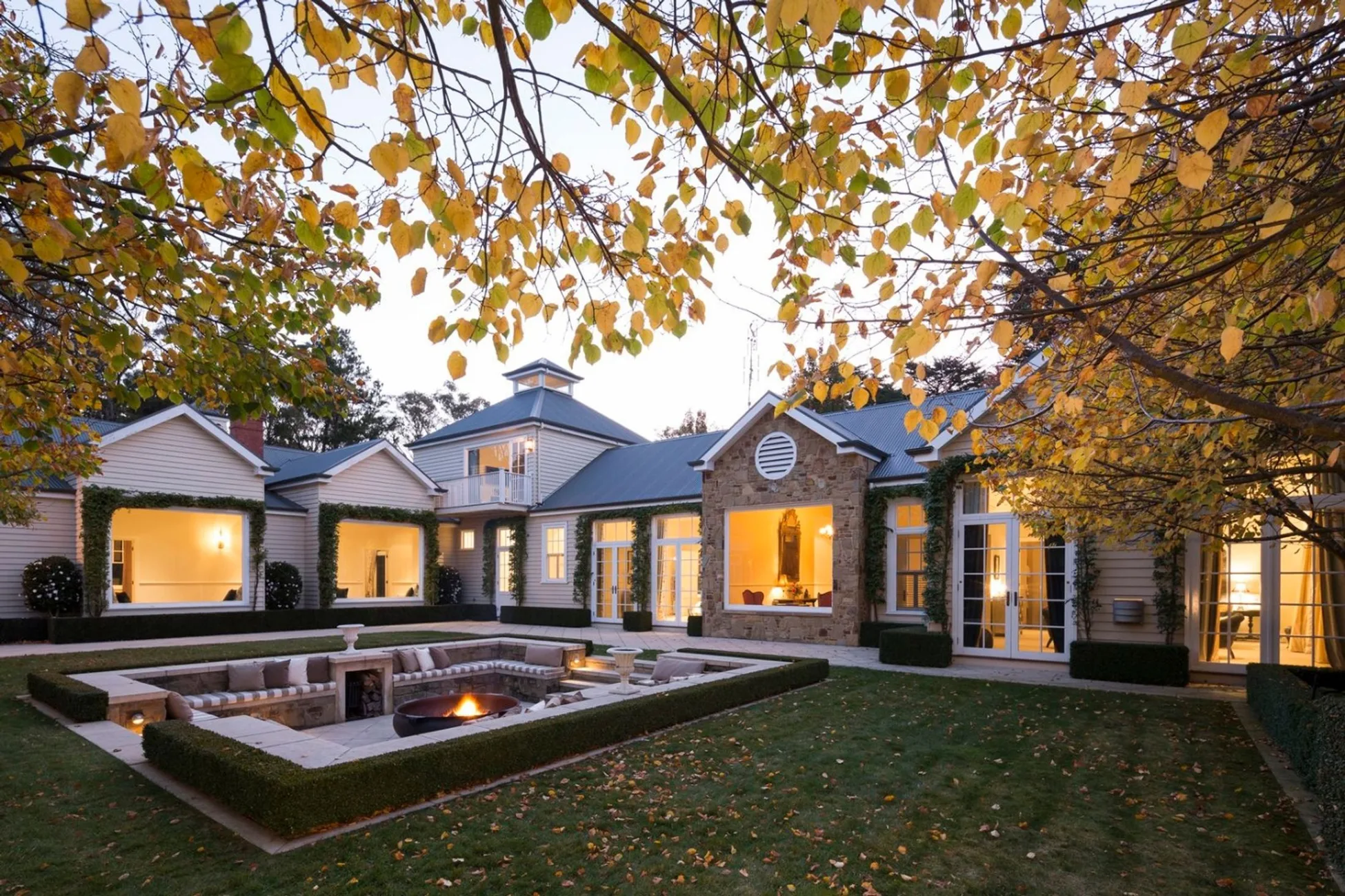 Paul Bangay’s formidable former Macedon Ranges property has been sold ...