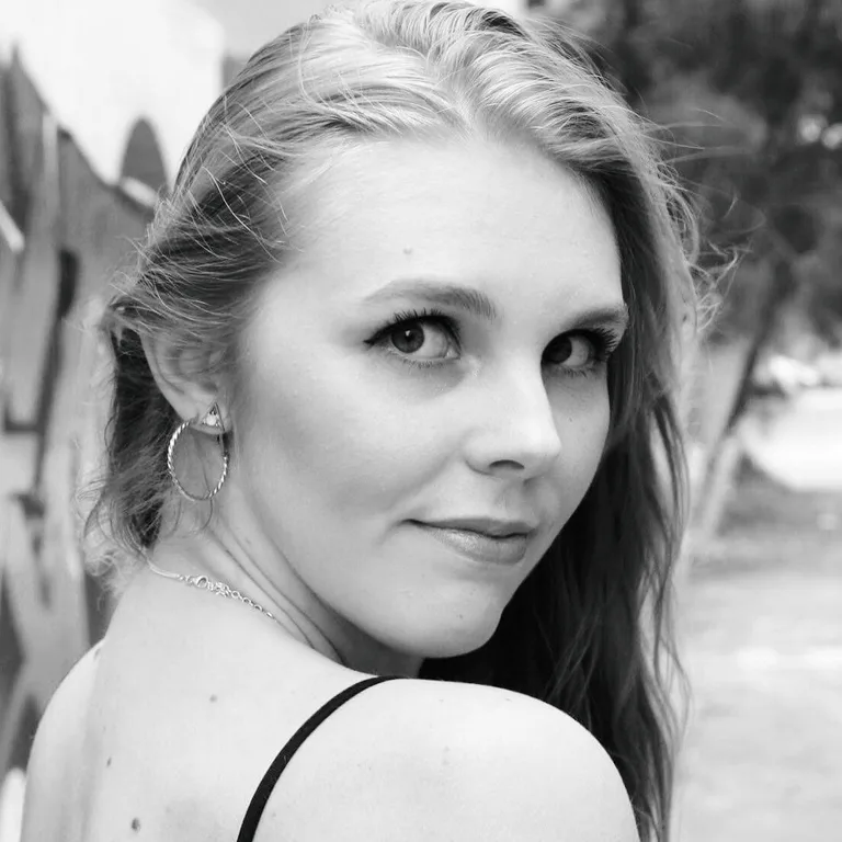 Lee film: Where to watch in Australia | AWW