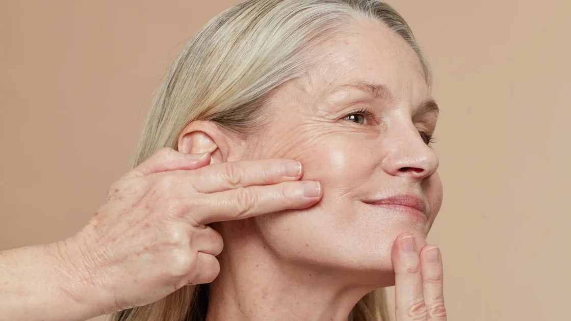 5 Simple Face Massage Techniques for a Workout