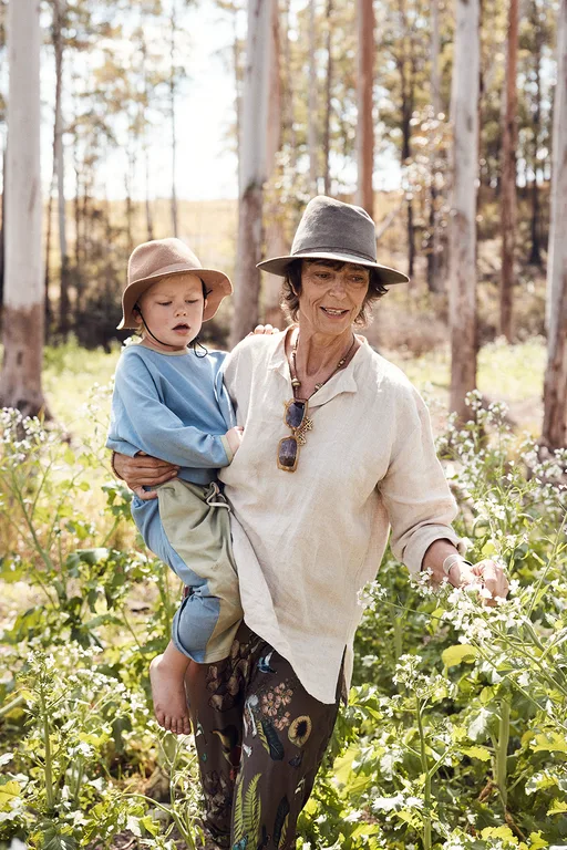 Rachel Ward's response to age-shamers: "It doesn't touch me" - The ...