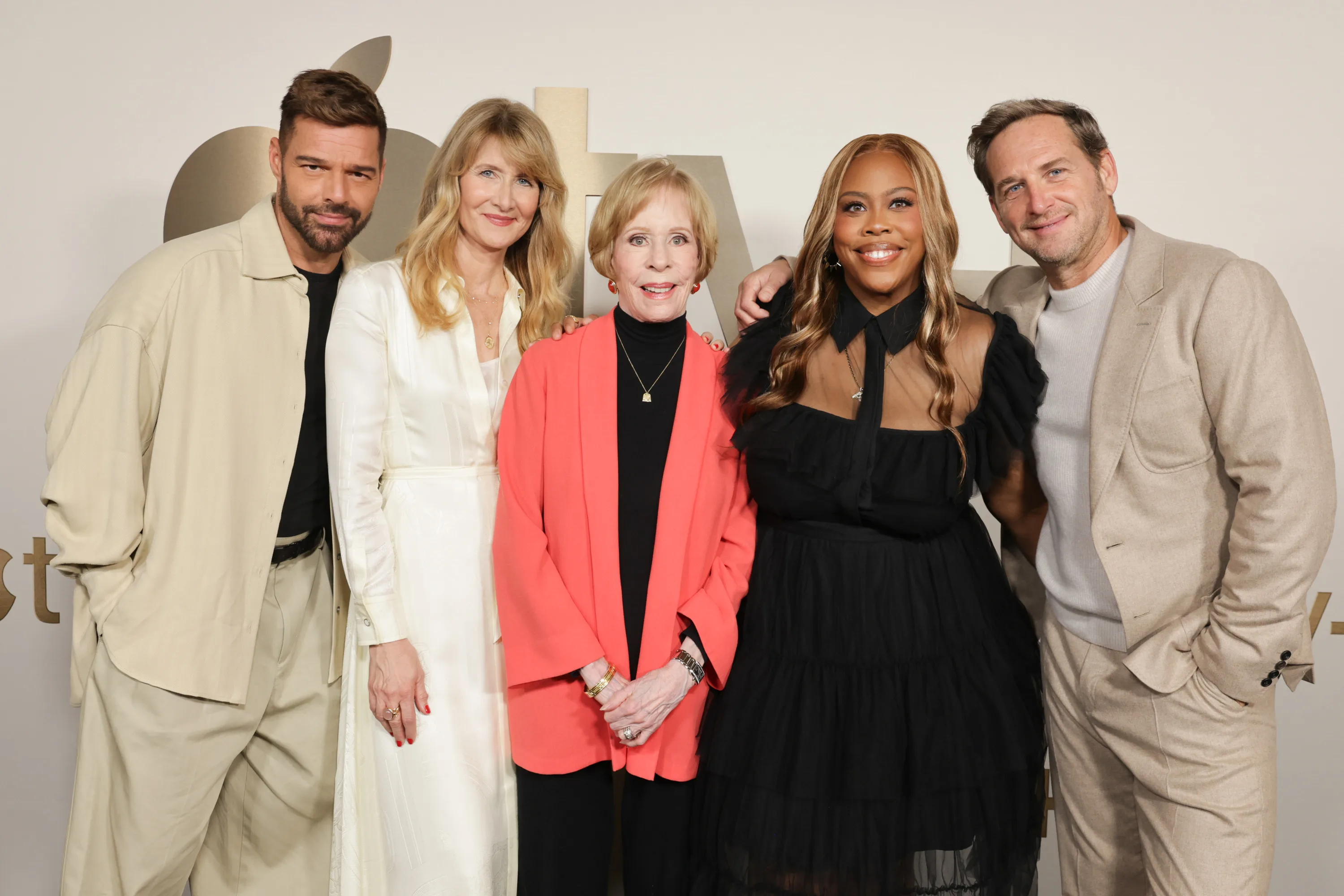 Palm Royale Season 2: Release Date, Plot, Cast & More | AWW