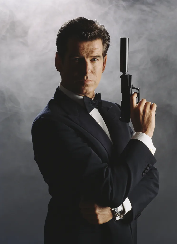 James Bond actors: The 6 men who have played 007 | AWW