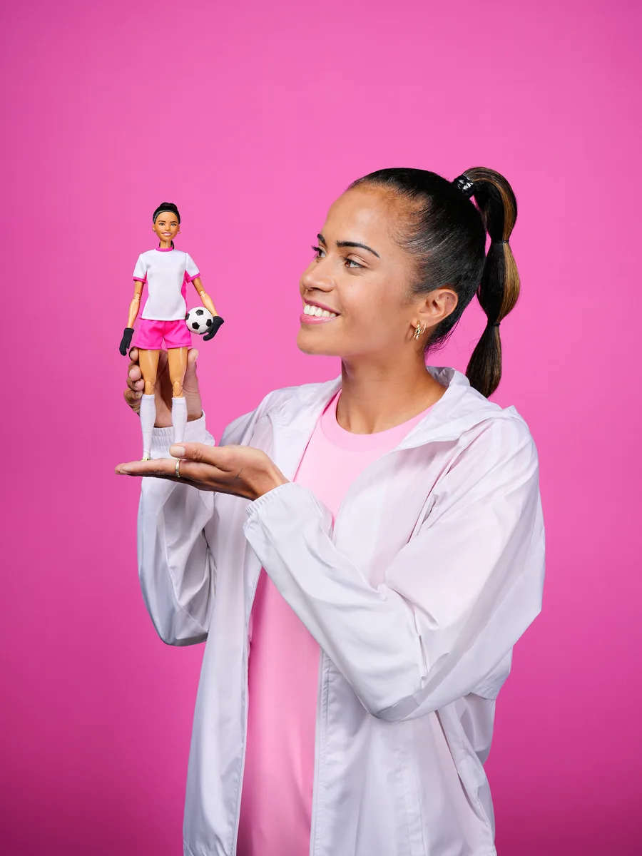 Celebrity Barbies: Stars with Signature Dolls