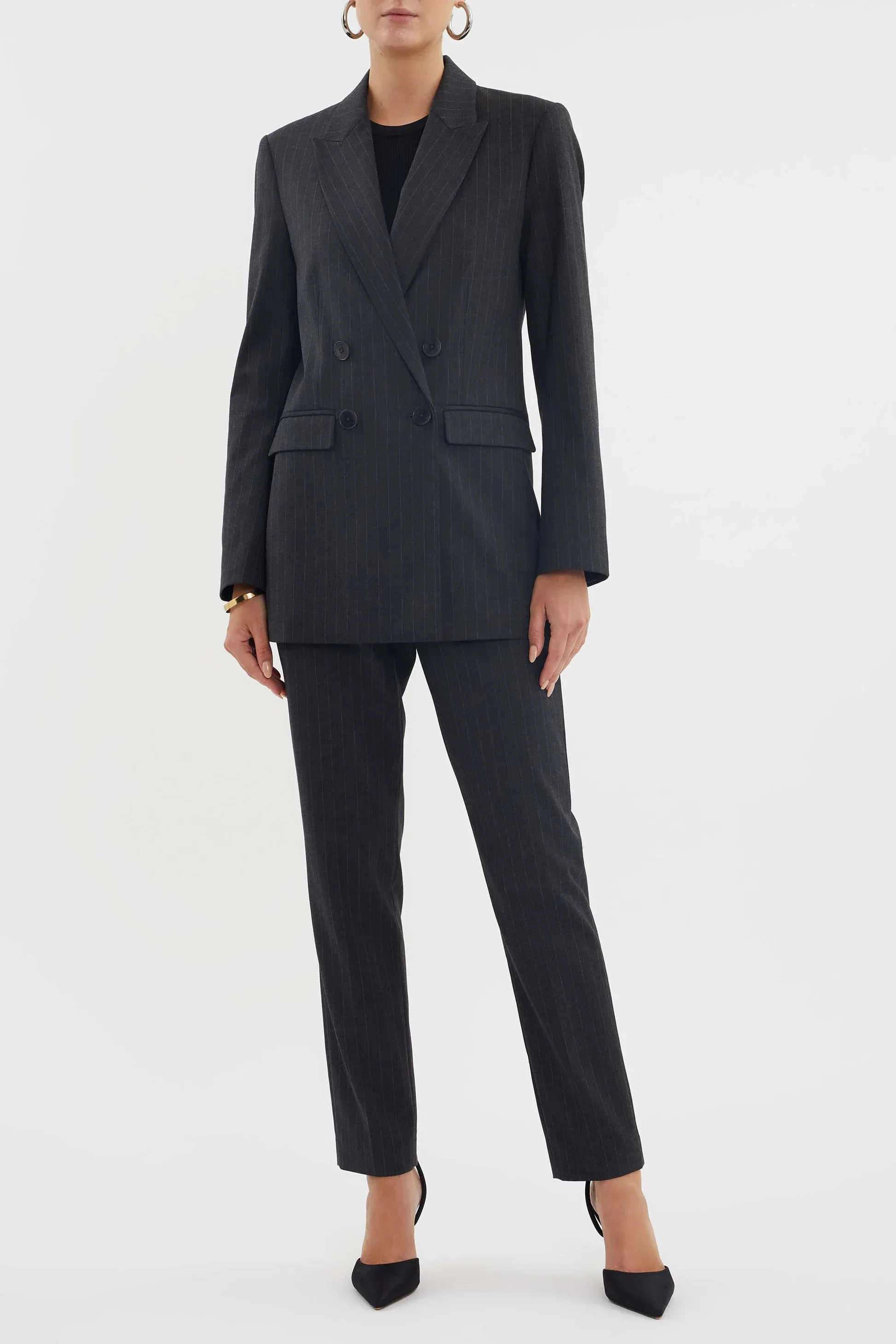 The timeless suits you should have in your wardrobe
