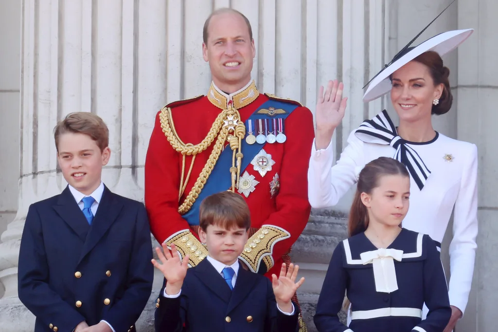 Here’s what Prince Louis looks like now | AWW