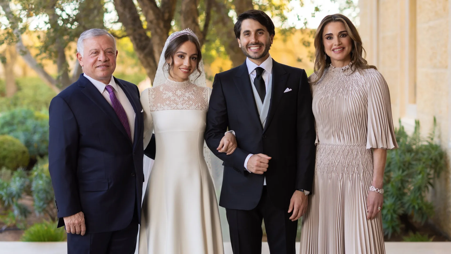 Meet the King of Jordan and his family | AWW