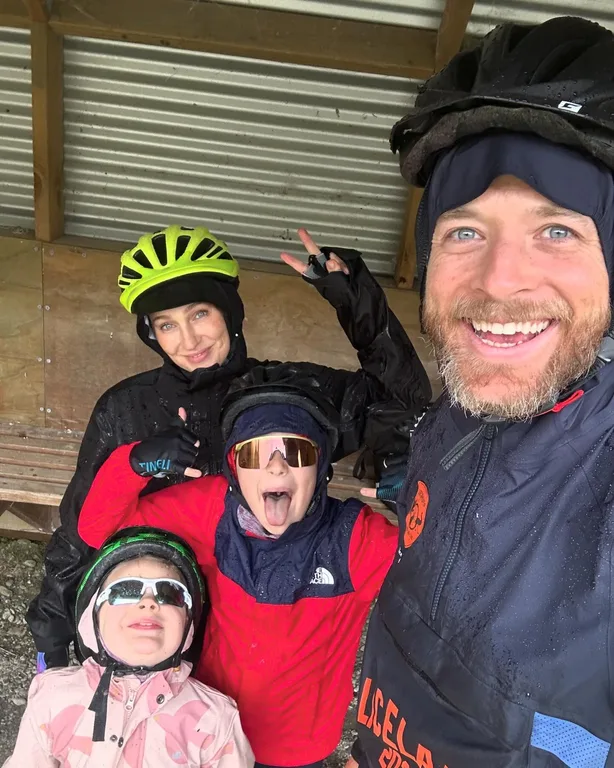 Hamish Blake and wife Zoë Foster Blake’s love story | AWW