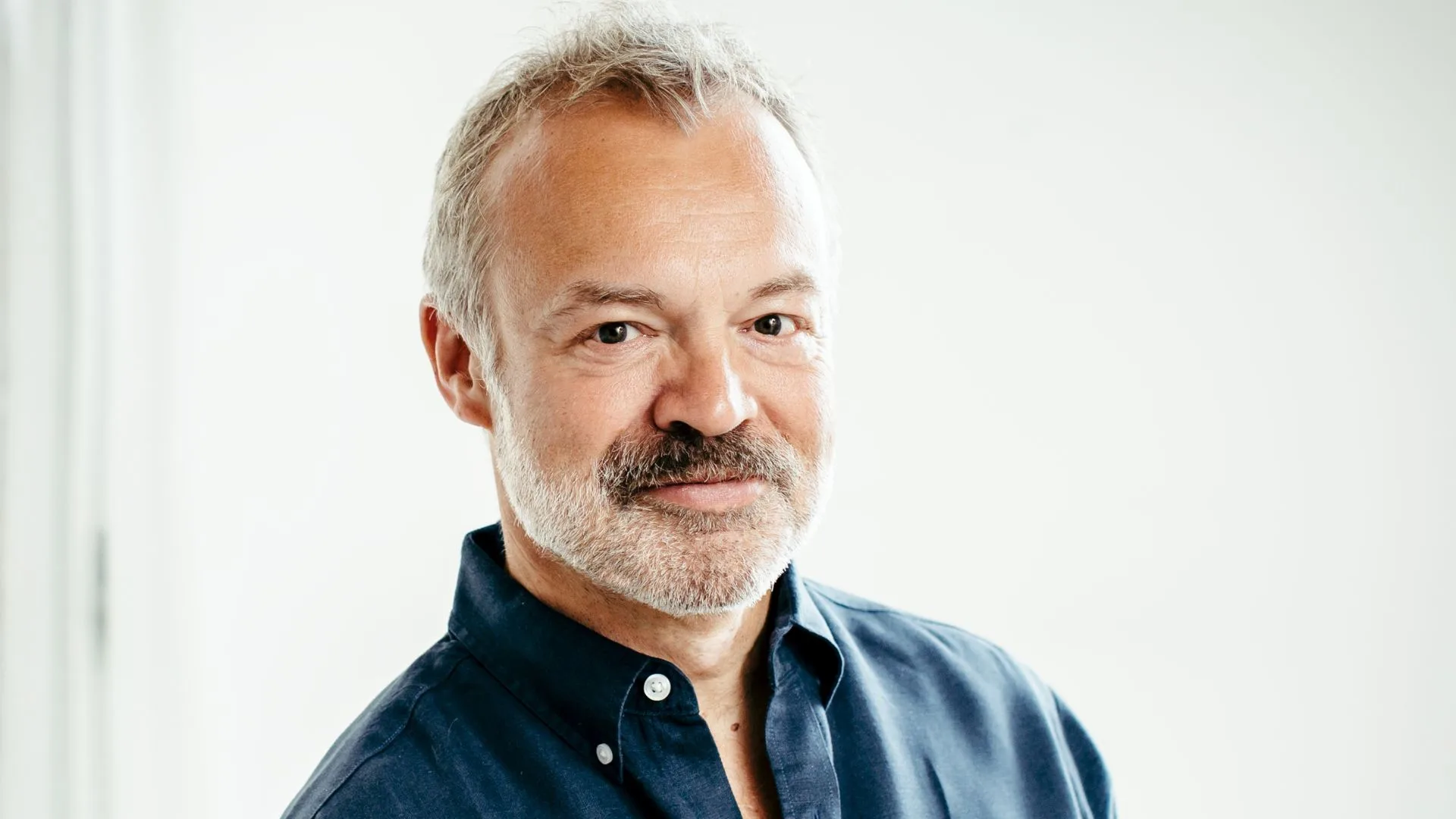 Book Review: Frankie by Graham Norton