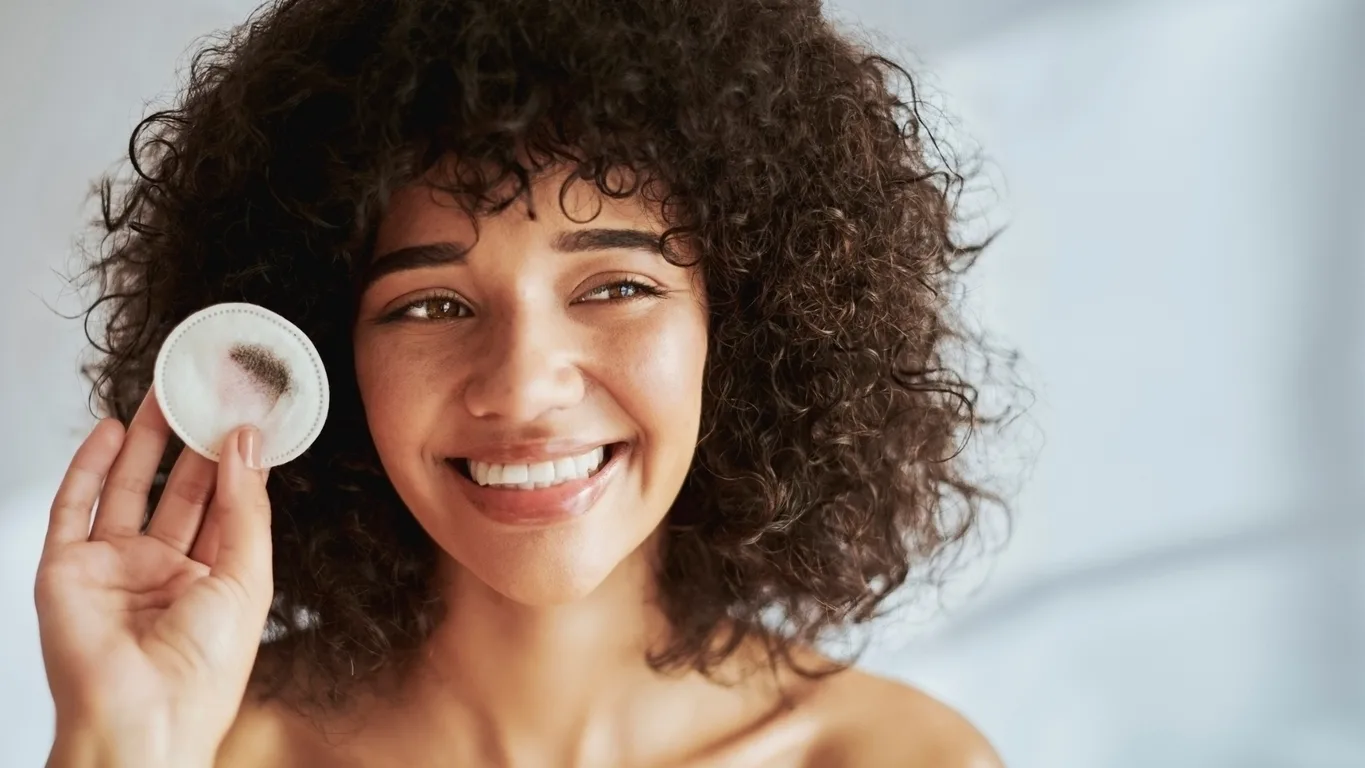 What is micellar water and why should you include it in your skincare ...